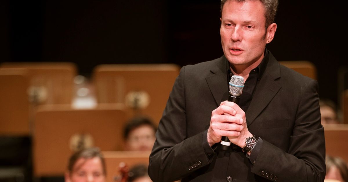 Vertragsverlängerung von Generalmusikdirektor Simon Gaudenz - Jenaer ...