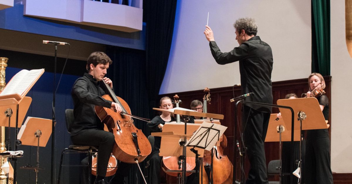 Ein musikalisch bewegendes Abschlusskonzert - Jenaer Philharmonie